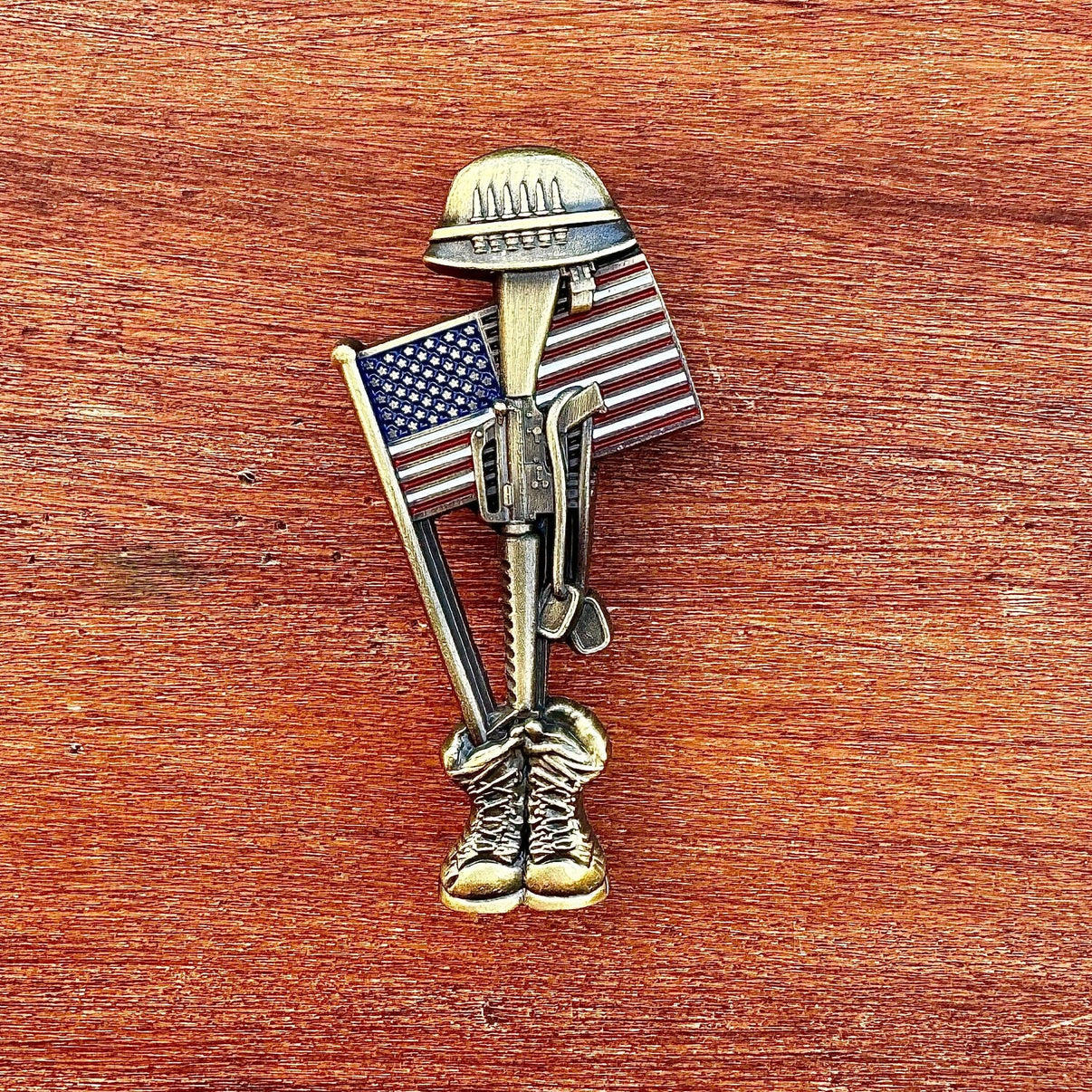 Fallen Soldier USA Memorial Pin | Fallenyetnotforgotten