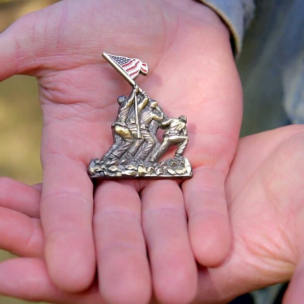 US Marine Corps Veteran Pin | Fallenyetnotforgotten
